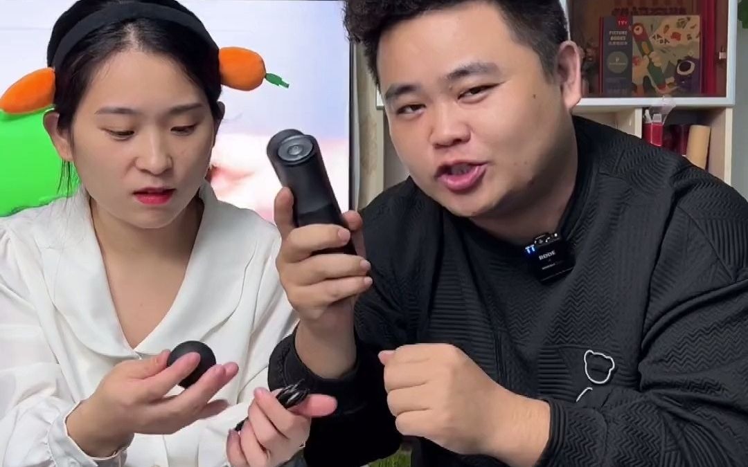 小夫妻大测评-测评有品的筋膜枪怎么样?肌肉酸痛、乳酸堆积,用这把...