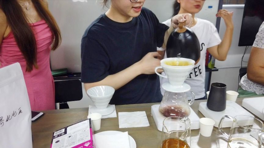 听完咖啡品鉴活动,我觉得我应该慢点喝咖啡