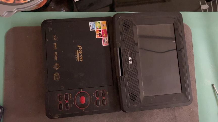 拆解路上的绊脚石!移动电视evd ,跪求拆机教程