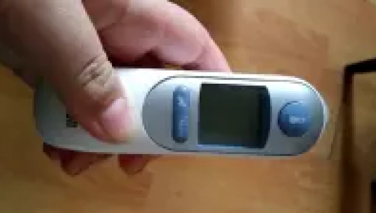 博朗耳温计为什么装上电池开不了机