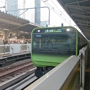 山手线上兜圈圈 