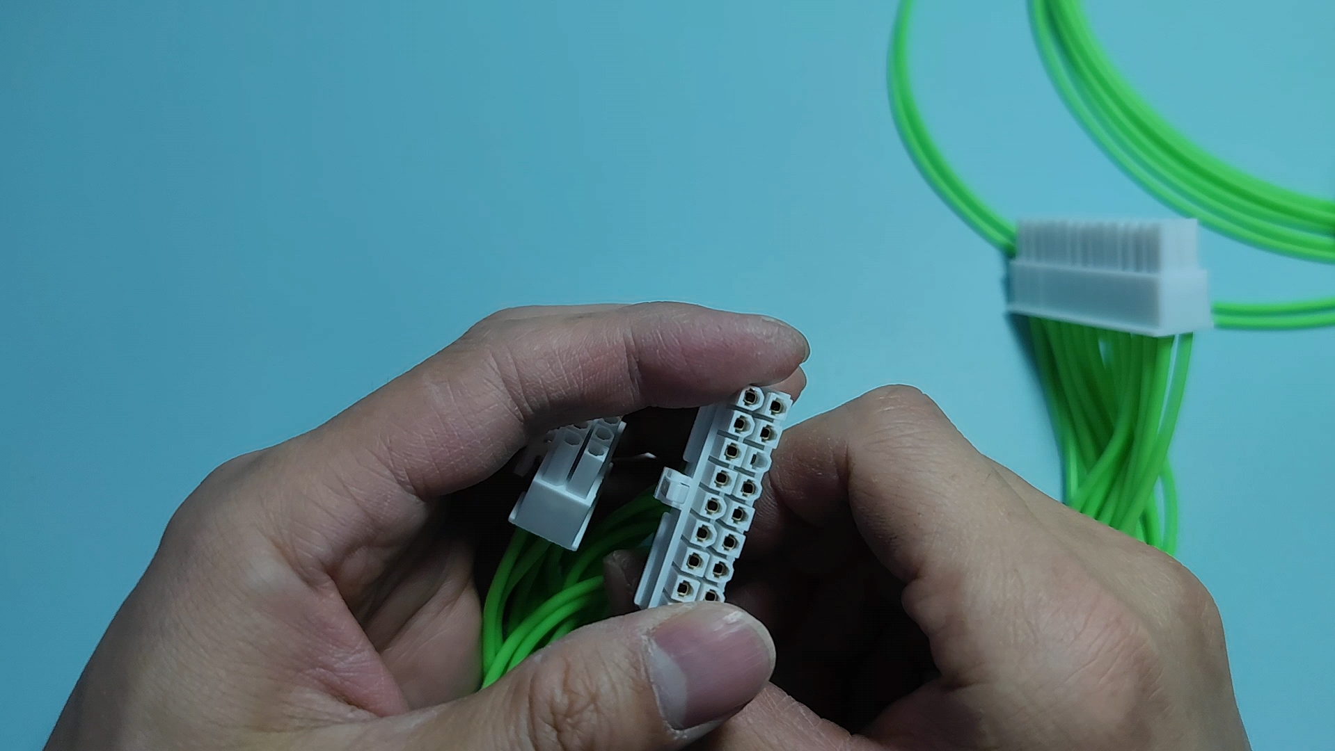 奇特的海韵1u电源,sfx模组线。