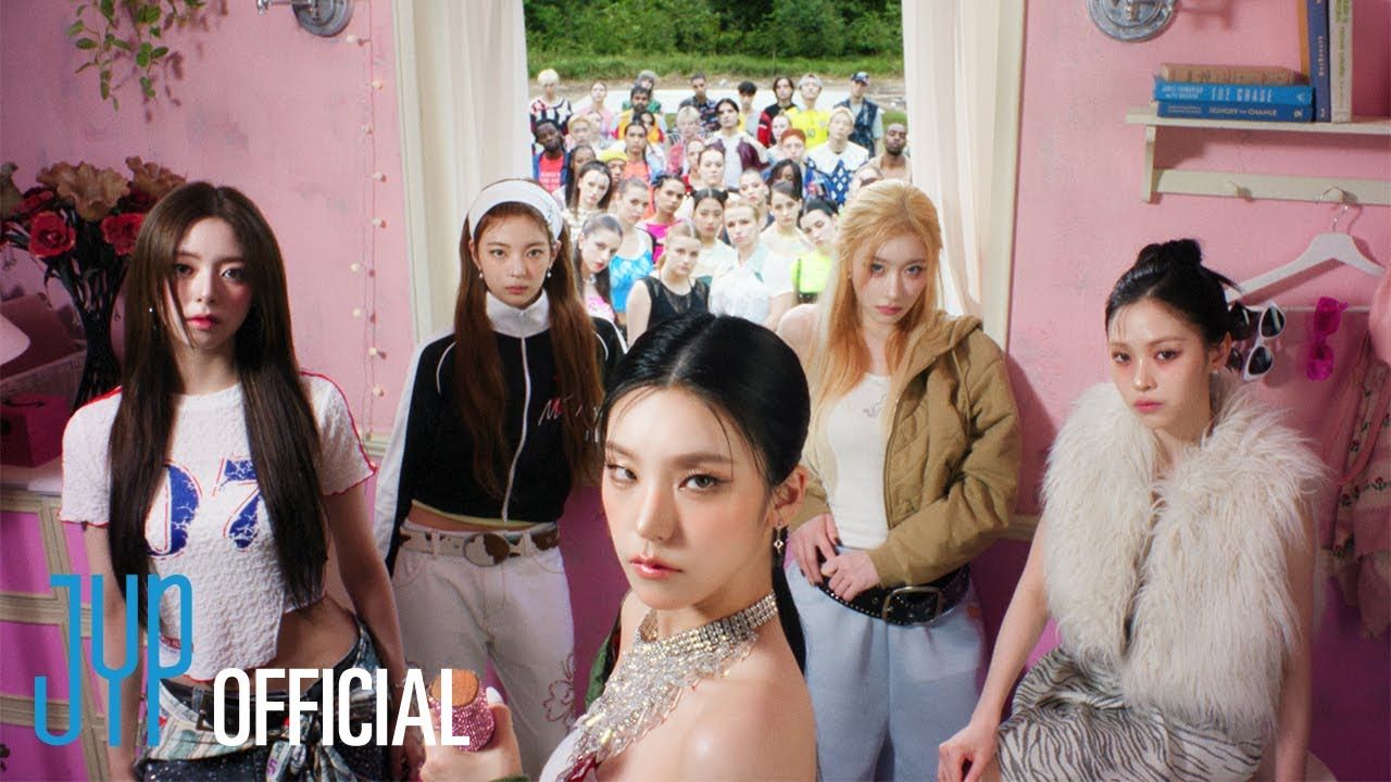 【ITZY吧中字】ITZY 五人回归 新专GOLD MV中字