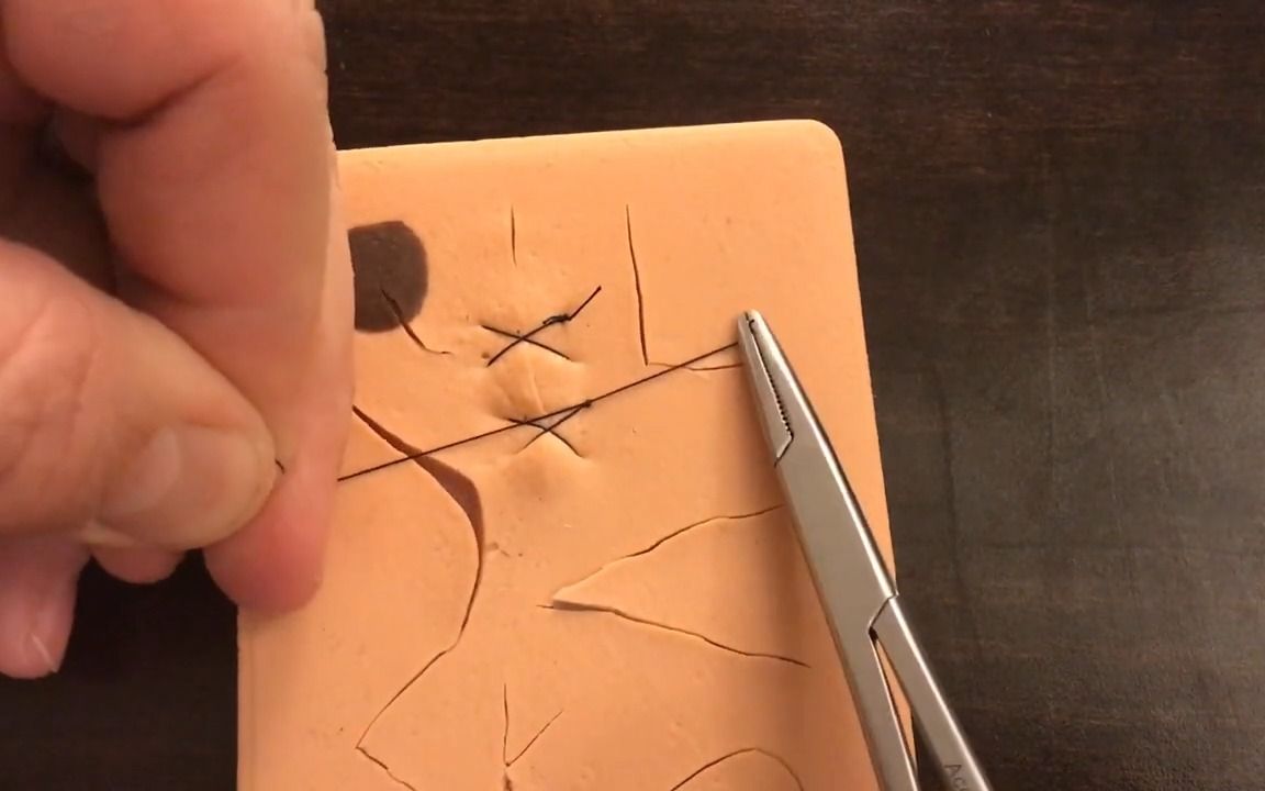 【缝合技巧】【八字缝合法】SUTURE Tutorial:Figure-of-8 Technique