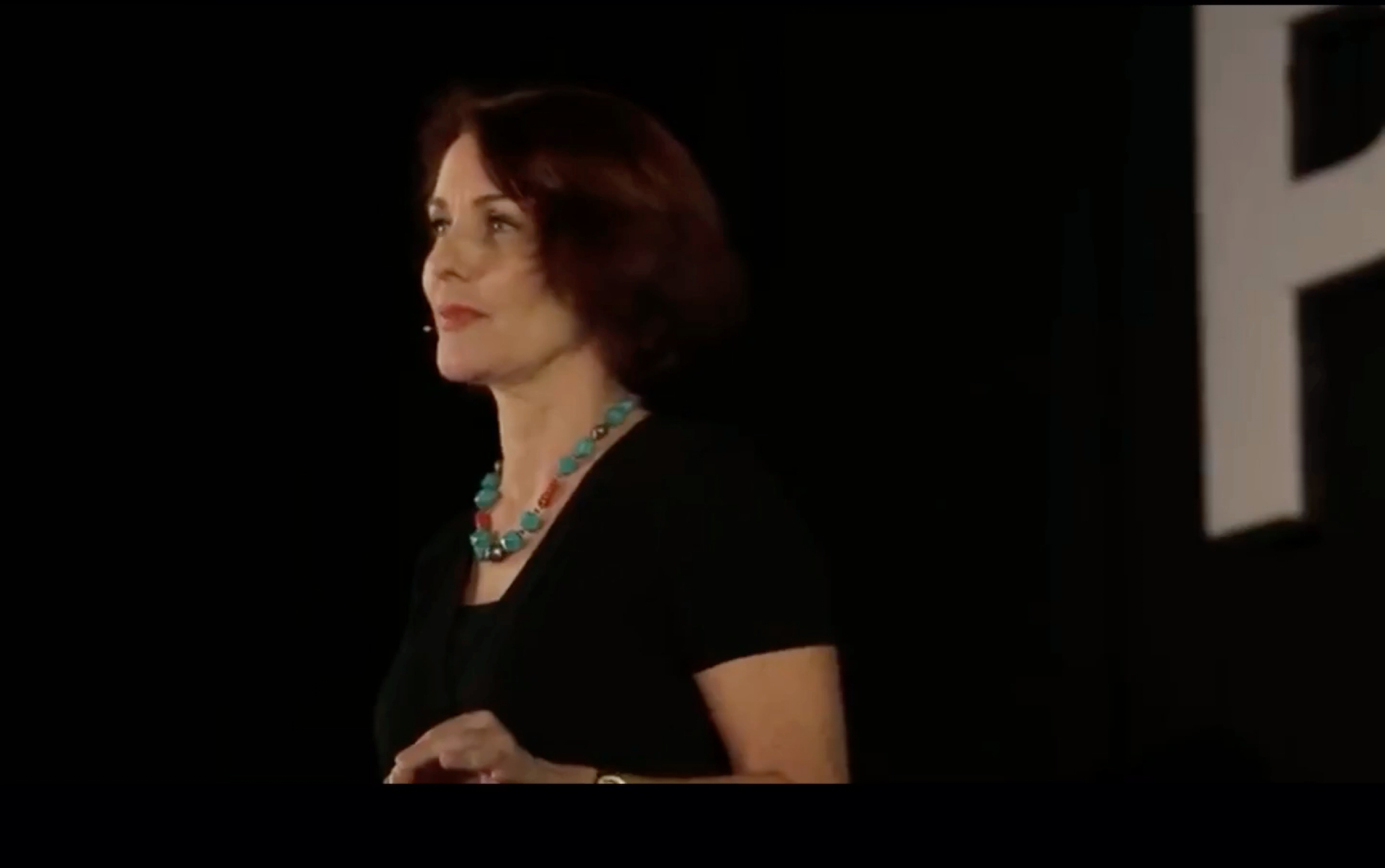 【TED】Learning a language?Speak it like you’re playing a video game