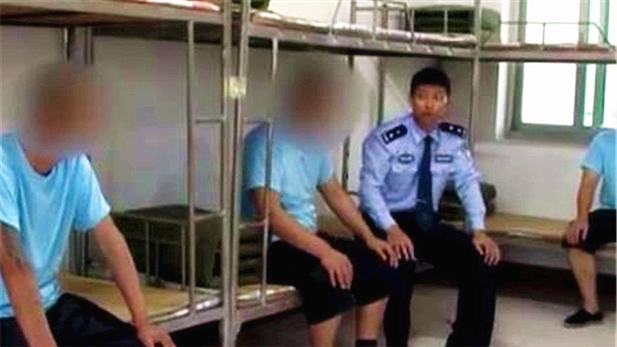 父母两度举报儿子吸毒,儿子在戒毒所中怨恨父母!他该如何戒毒?