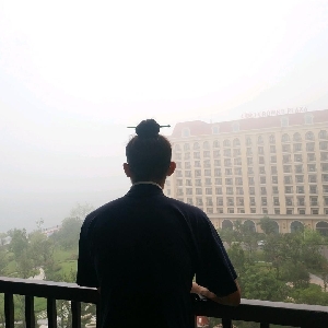 怀明寻股 