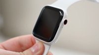 苹果手表Apple Watch 新一代表壳材料 将更轻更坚固