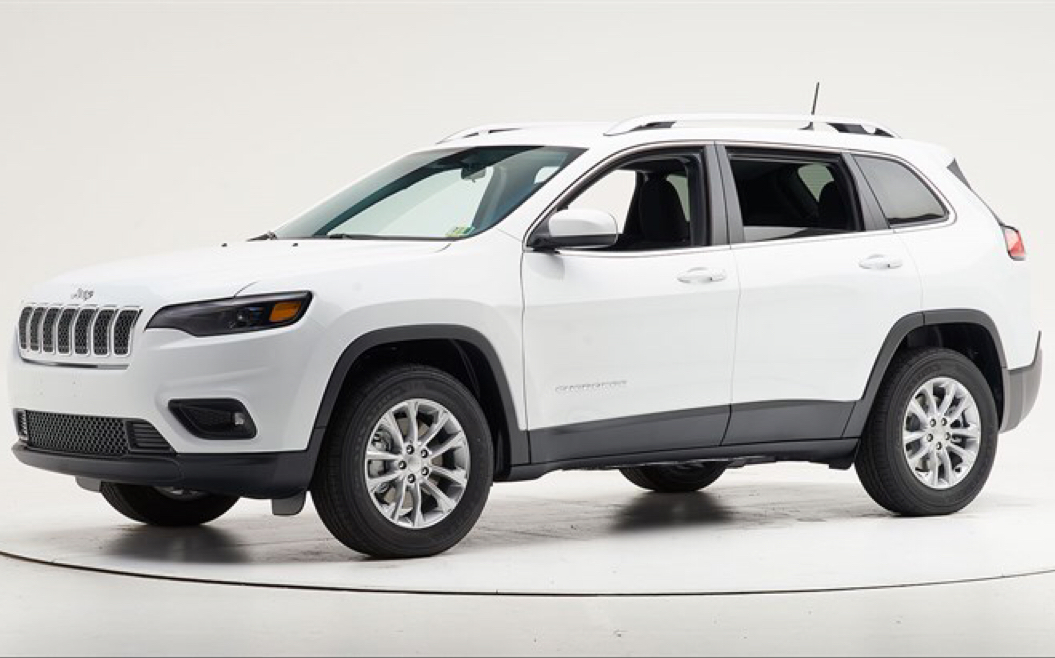 2019款 Jeep 自由光 美国高速安全保险协会 主驾驶25%重叠面测试