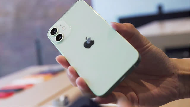 苹果12mini,5G网络+OLED屏幕,卖5499元起