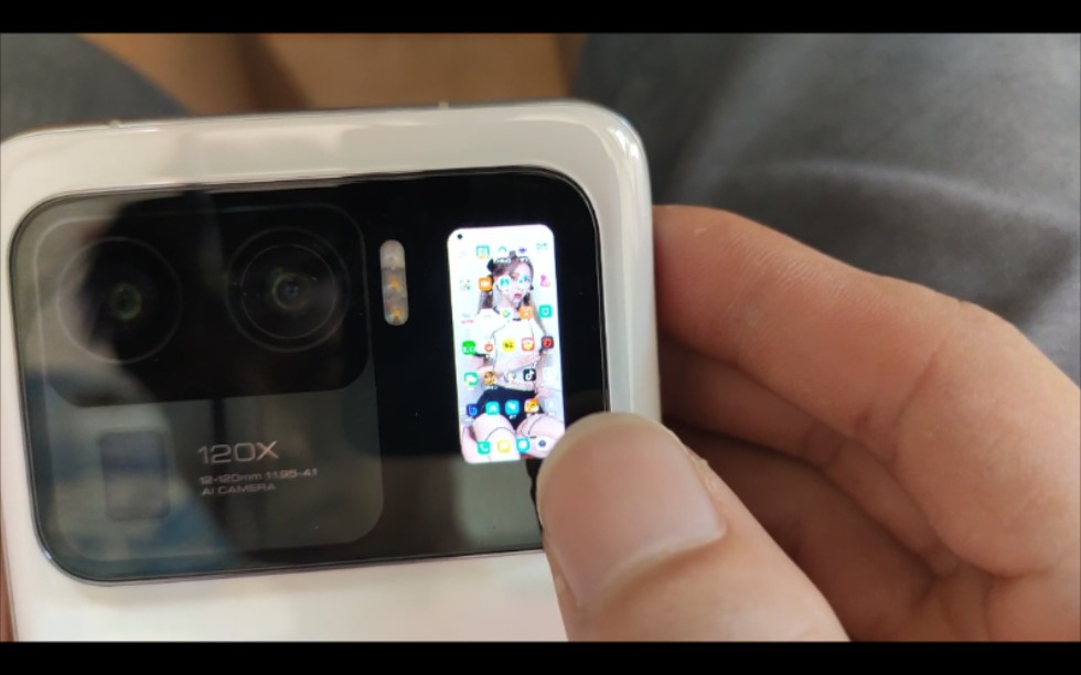 小米11Ultra背屏当主屏使用,有点费眼睛。下期出个教程