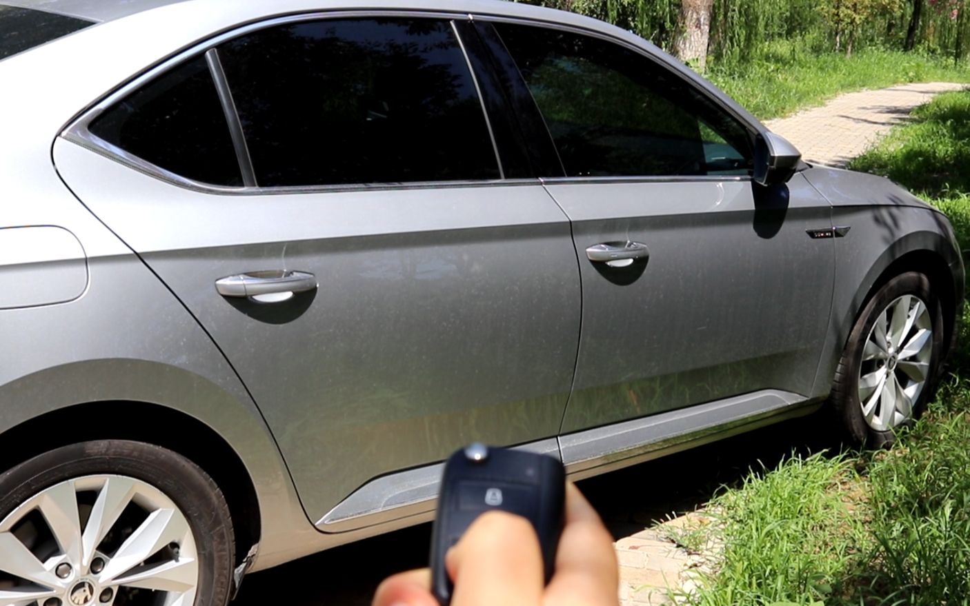 贷款买车的要注意,车贷还完及时去做4件事,别不当回事,很重要