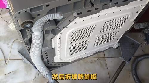 3分钟学会!自己动手更换洗衣机排水管,省下维修费