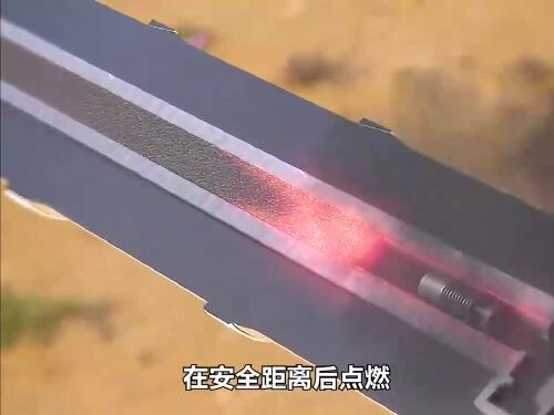 一发入魂!RPG火箭筒真实操作全揭秘,战场大杀器这样用