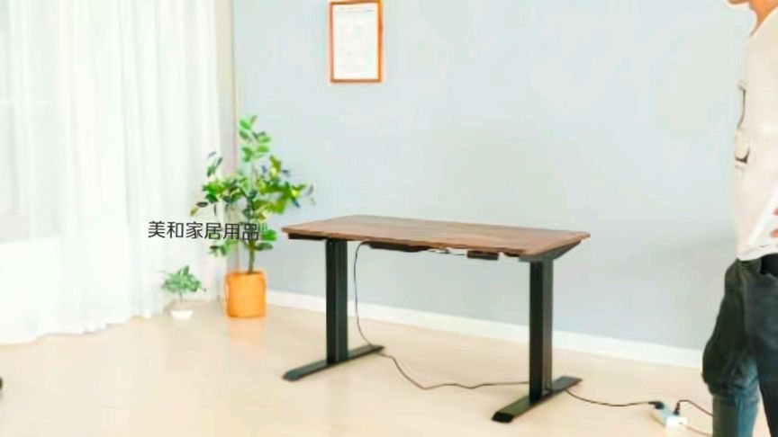 跨境热卖自动升降桌架 双电机3节odm/oem 桌面可定制伸缩横梁桌椅