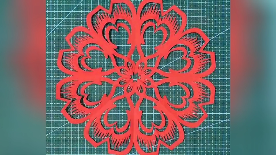 剪窗花教程,剪纸真的很减压!