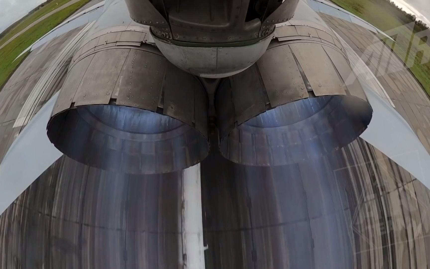 图-22M3超音速远程战略轰炸机 性感视角【军事装备】