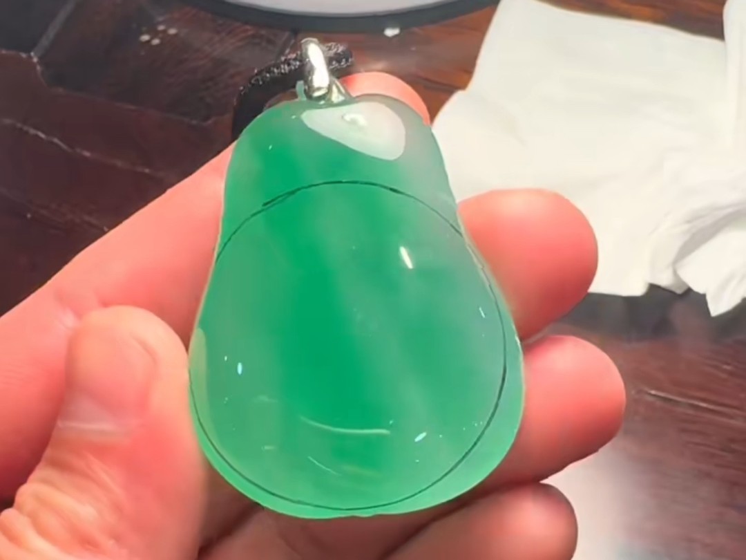 勇敢的人先享受世界—翡翠旧料改造