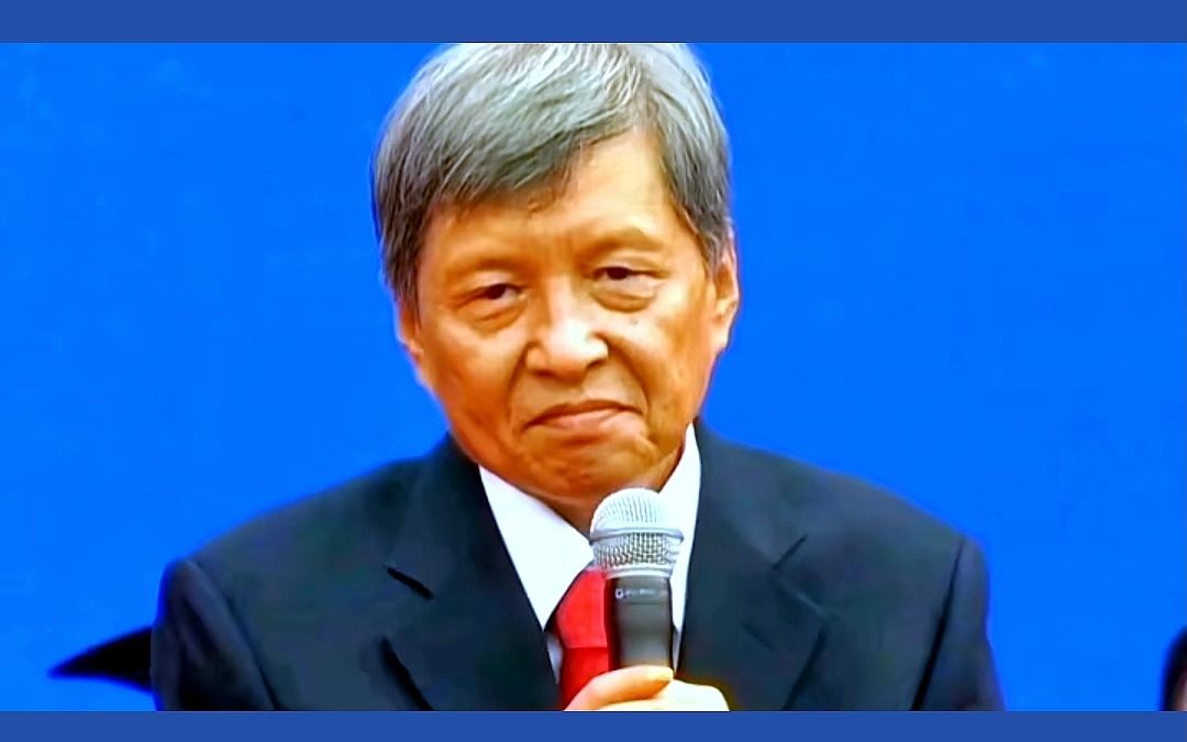 ...不经历这一切,既然选择了远方便只顾风雨兼程!#感动瞬间 #传递正能量