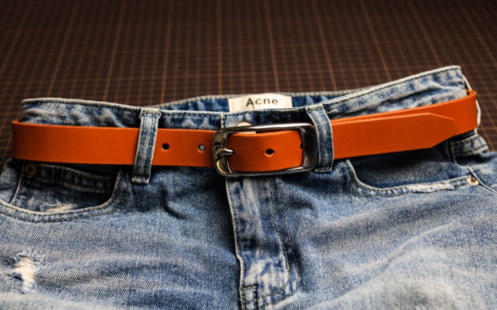 手工皮具:一条帅气的马缰革女士皮带制作过程