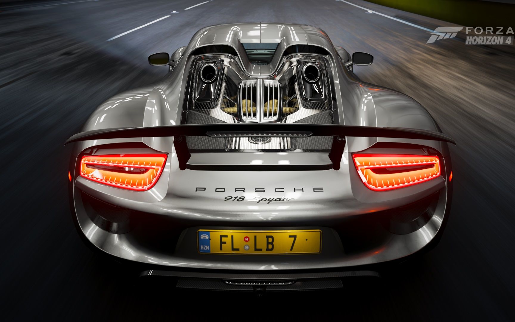 ...超跑 保时捷918 Spyder 纽博格林北赛道之王 全程暴雨高速无倒转疾驰!