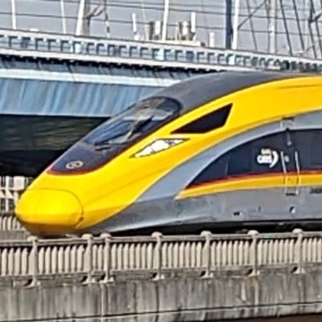 广珠城际的CR400AF-S 