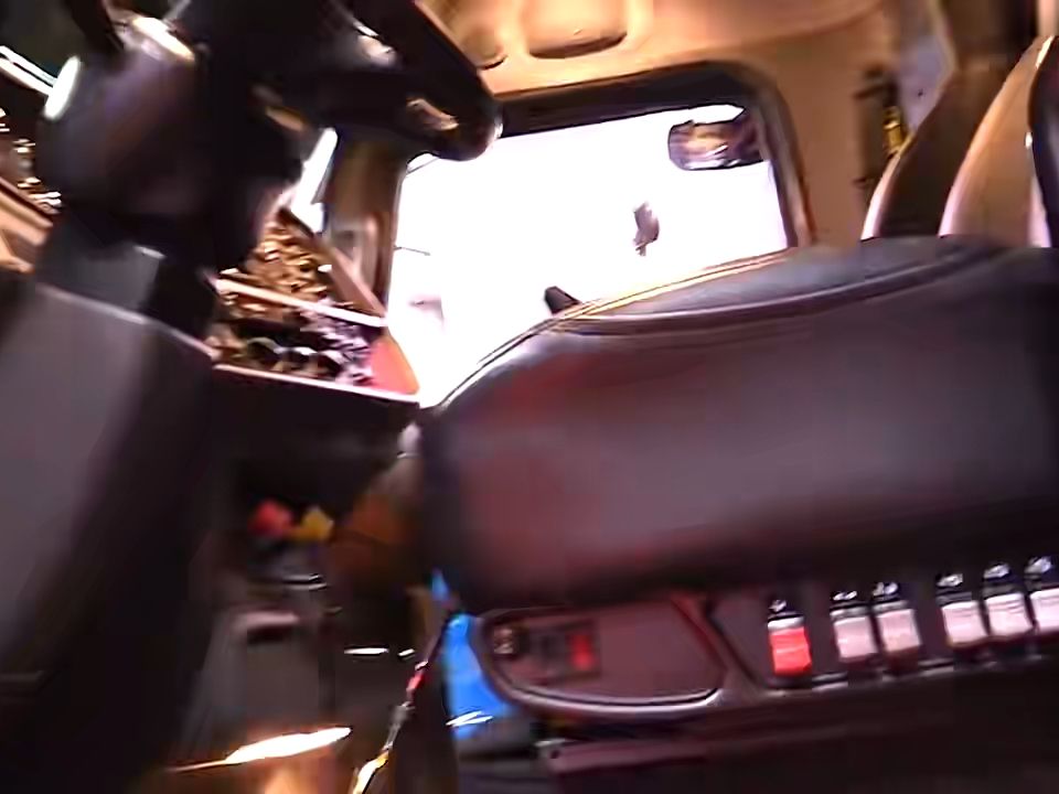 擎天柱原型卡车爆款真正土豪的座驾