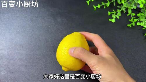 柠檬泡水,用开水还是温水?很多人都错了,难怪一直喝也没有效果