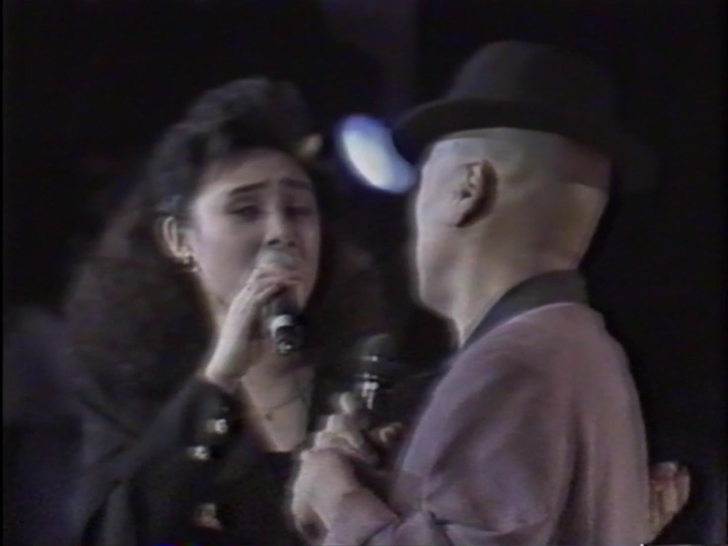 凌峰&安冬 无言的结局(90年北京电视台节目片段)