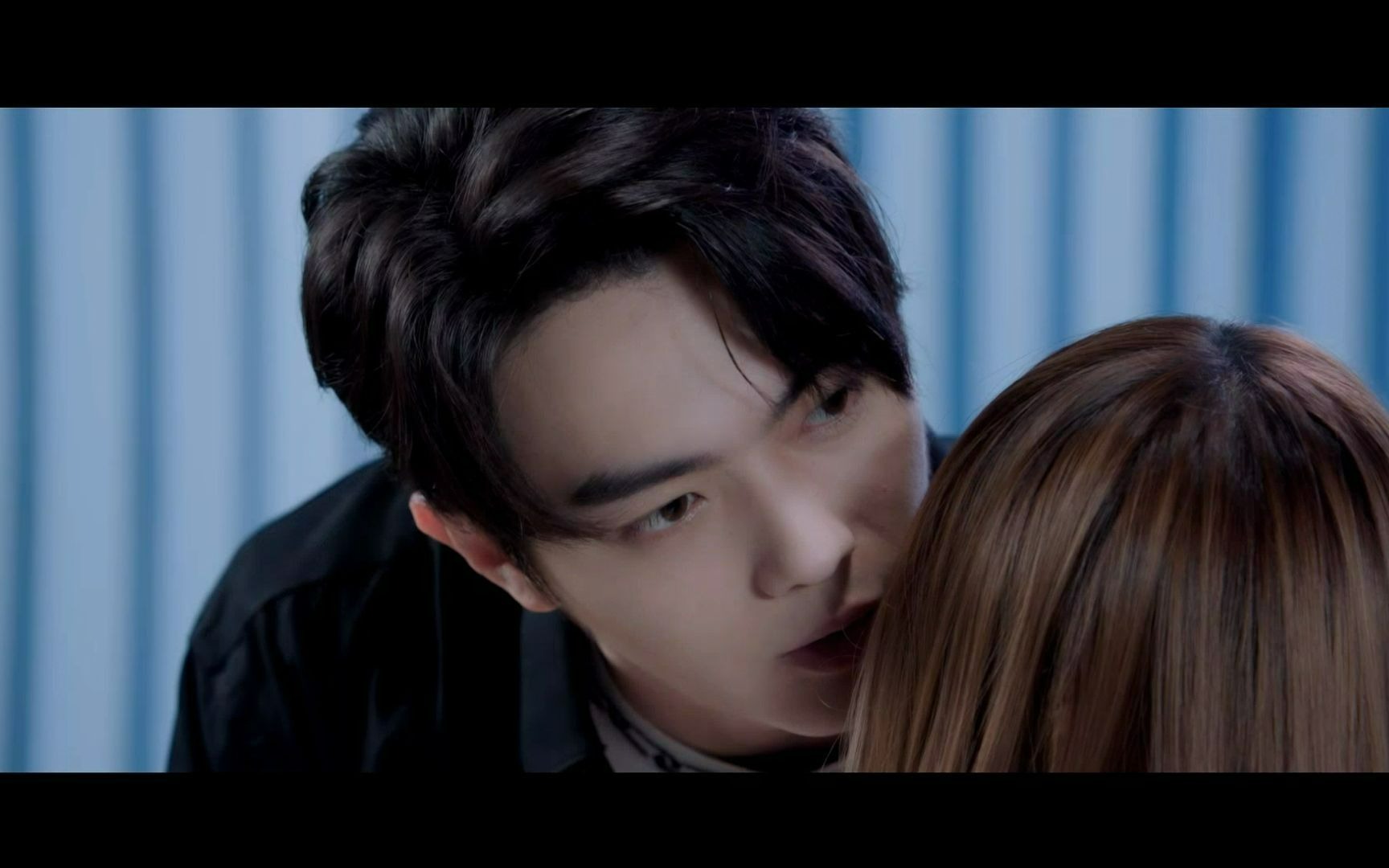 央媒公开批评的电视剧,虽然电竞操作不专业,但是许凯和程潇的恋爱却...