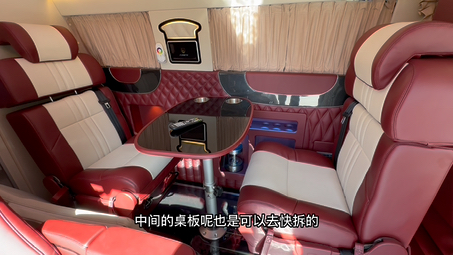 能选到的车身最小巧的汽油B型房车,同时内饰布局兼顾商务和家用