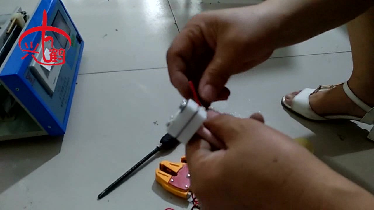 定硫仪操作规程视频