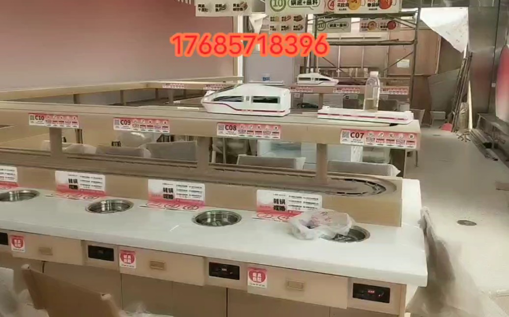 智能送餐车旋转火锅设备怎么操作 安装师傅现场指导教会使用方法 ...