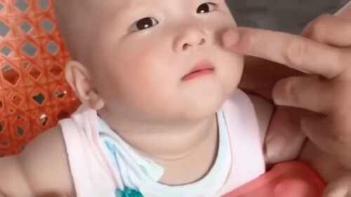 爷爷成功开启孩子的一键休眠模式