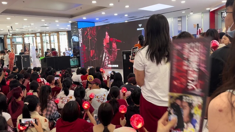 开心! 华晨宇歌迷路演 华晨宇歌迷天津路演 华晨宇