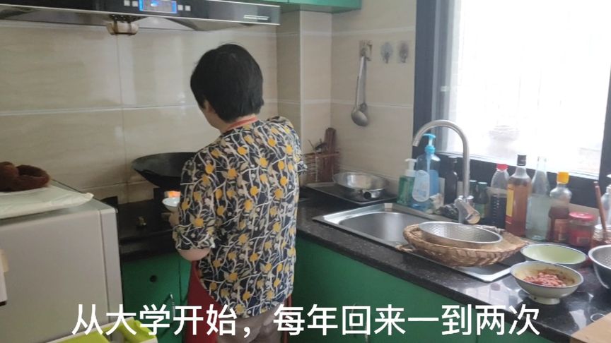 抗疫一线医务人员,去年回家看父母一次,今年争取回家两次
