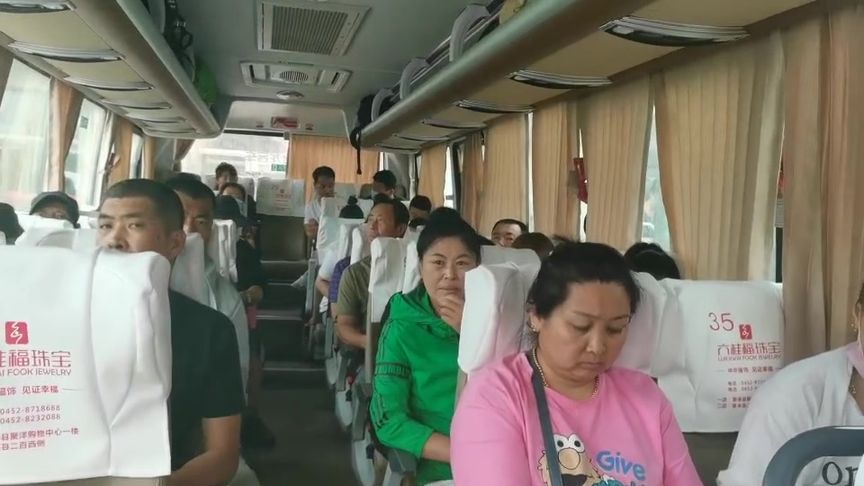 泰来 – 白城 33名旅客的最爱:新能源纯电动客车