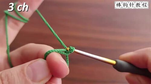 零基础也能钩!超美圆盘花样杯垫教程,手残党秒变编织达人