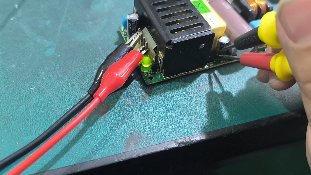 开关电源稳压维修