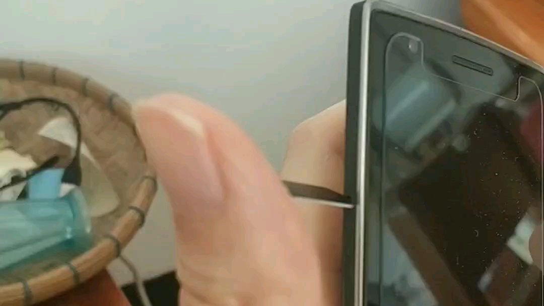 不要买被这种手机sim卡插;顶卡器;手机卡针
