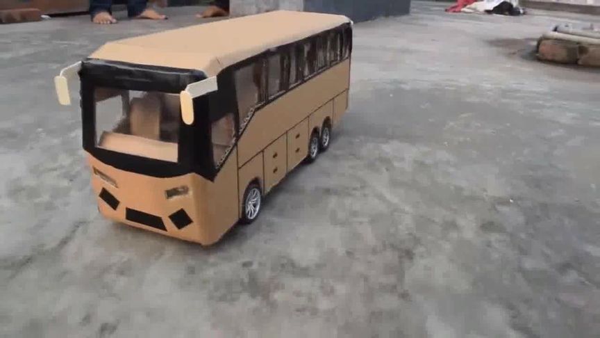 纸板仿真车模DIY—超精致的公交车巴士模型手工教程