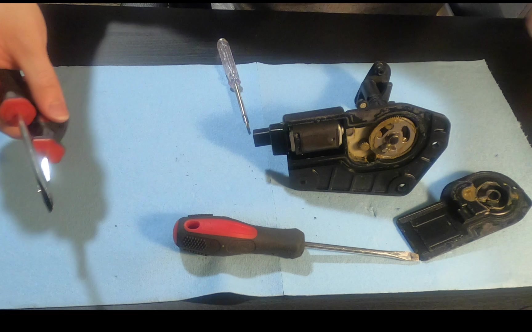 搞事情,尝试拆解维修奥德赛的车窗马达