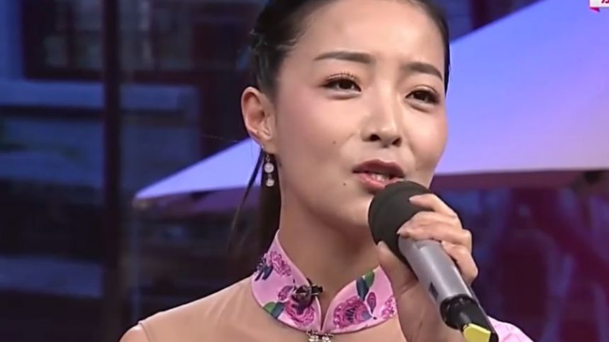 王二妮王小妮惊喜做客,开始惊艳全场,演唱陕北民歌