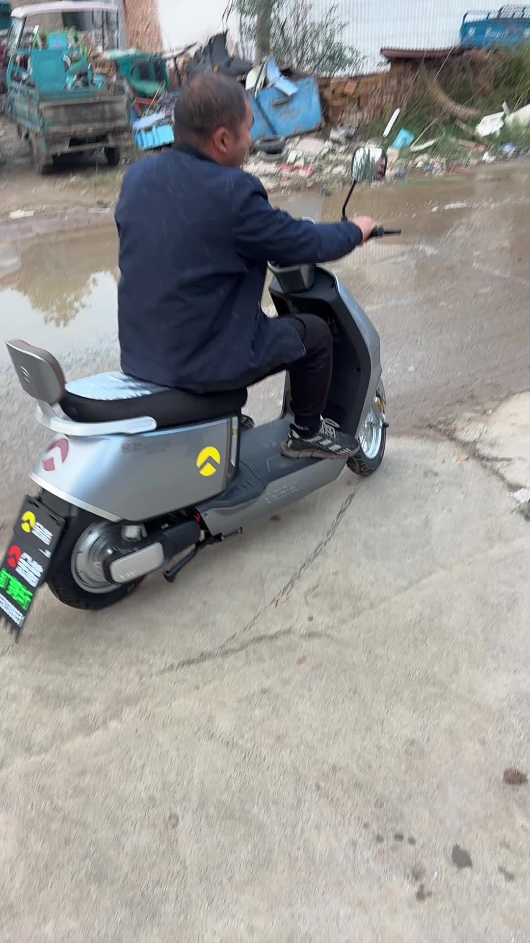 #老年代步车 #同城热点 #三轮电动车