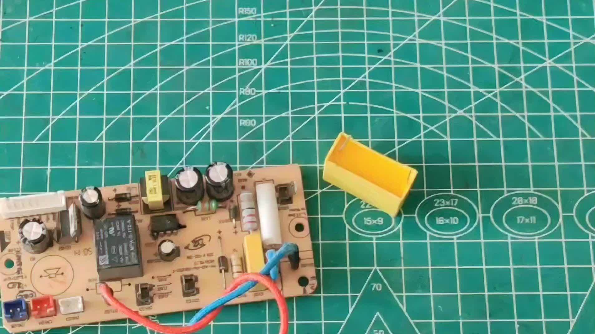 小伙讲解安规电容X2的原理知识和电路应用