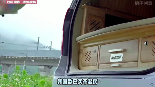 小哥把厢式货车改房车,内饰全部自己纯手工制作