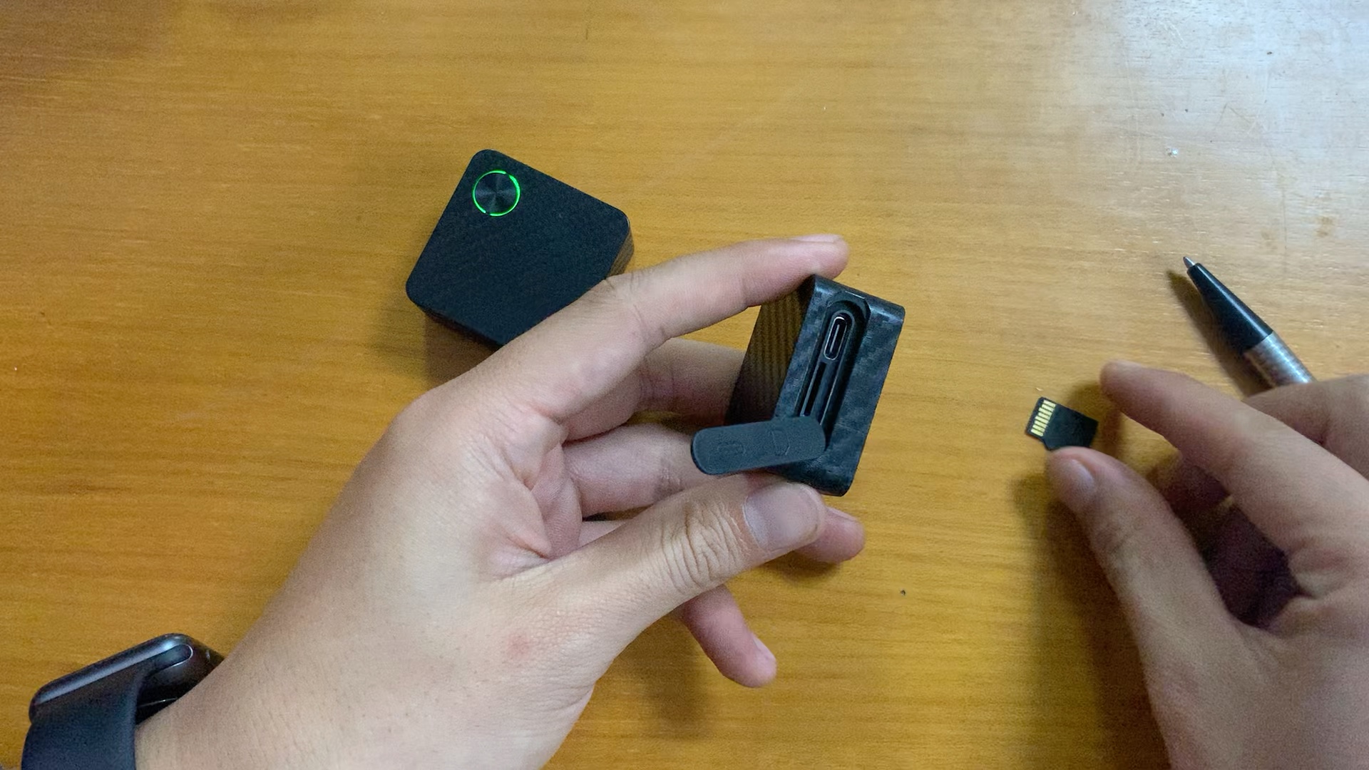 RaceHF 赛豆简单上手使用操作演示,LED指示灯状态,蓝牙连接手机