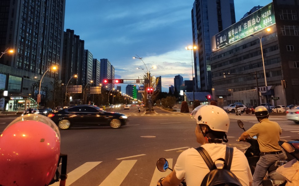 苏州二手车小凯 跟您唠唠 流媒体后视镜 汽车云镜 行车记录仪的一些...