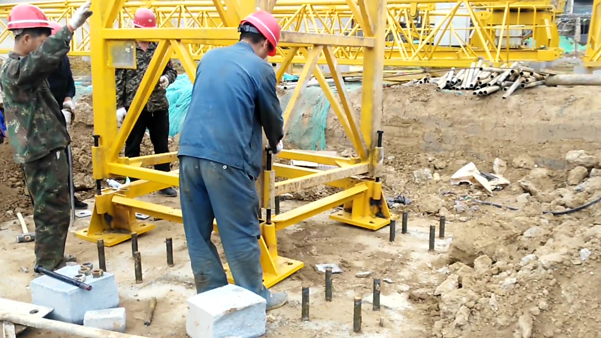 塔吊基础螺栓锚固长度