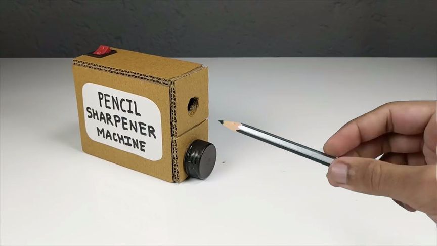 手工达人教你做一个电动削铅笔工具(转笔刀)真是太实用了